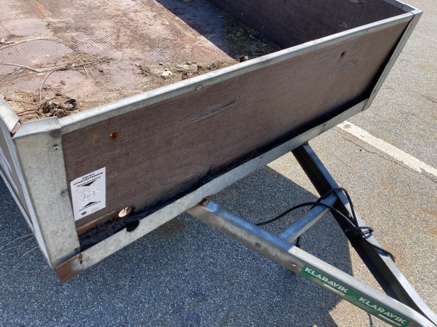 Klaravik Auktioner | Trailer