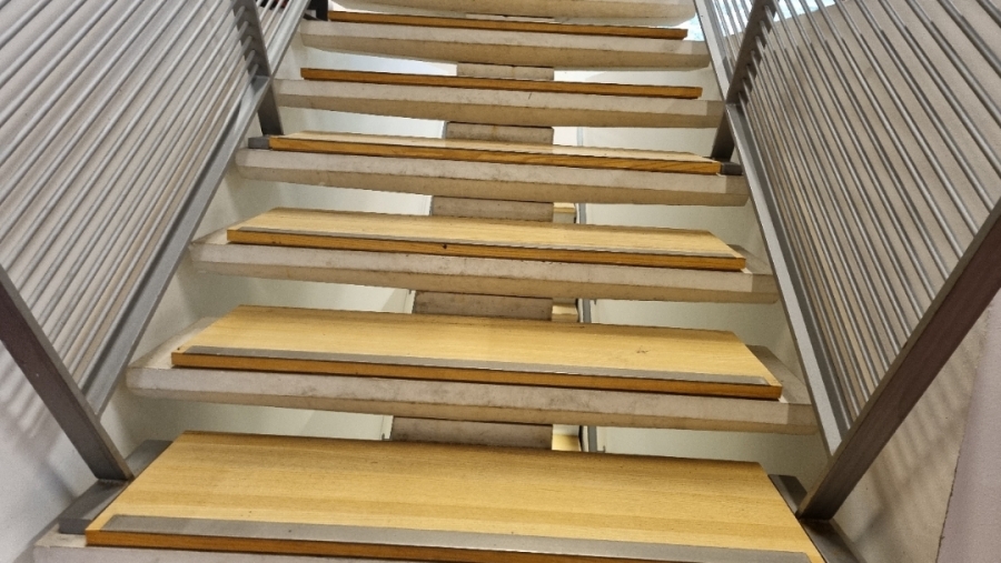 Klaravik Auktioner | Trappetrin