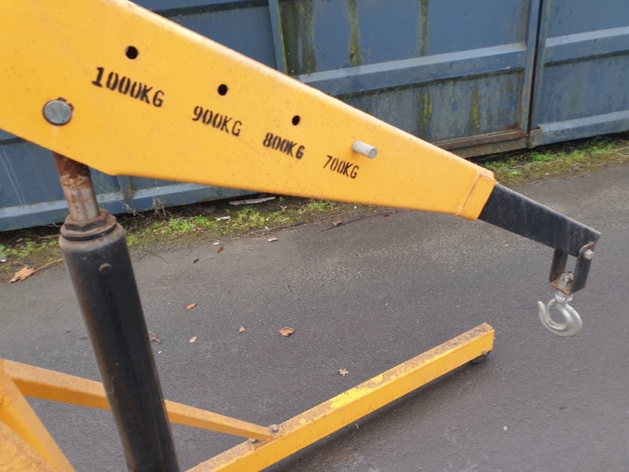 Klaravik Auktioner | Motorlift (1000 kg)