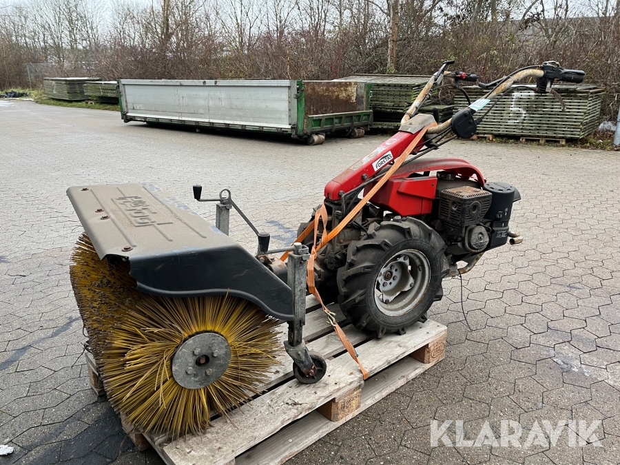 Fejemaskine Nibbi Mk4, Greve, Klaravik auktioner