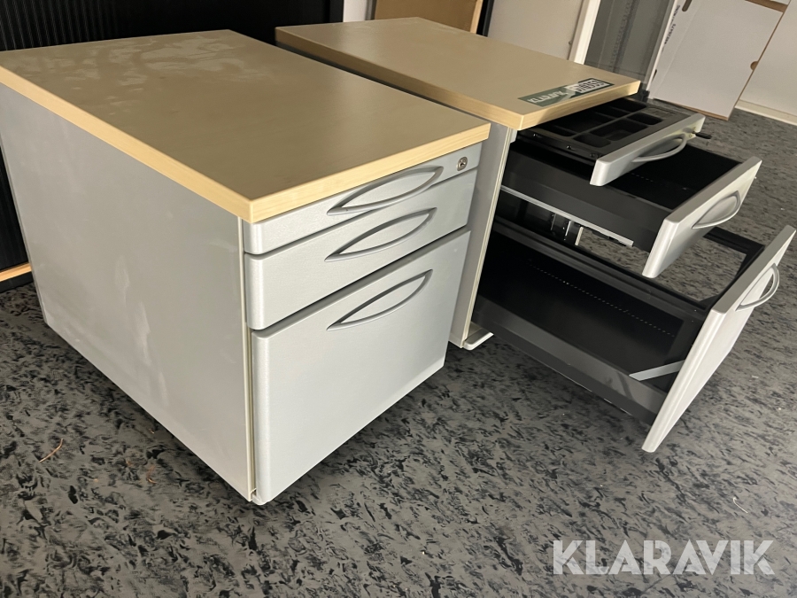 Skuffevogne 2 stk, Gentofte, Klaravik auktioner