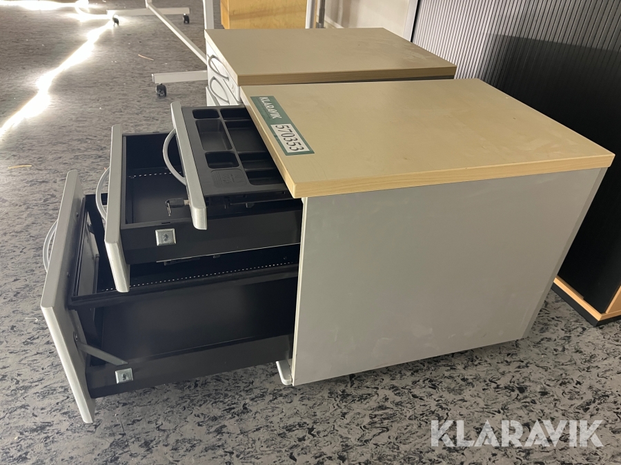 Skuffevogne 2 stk, Gentofte, Klaravik auktioner