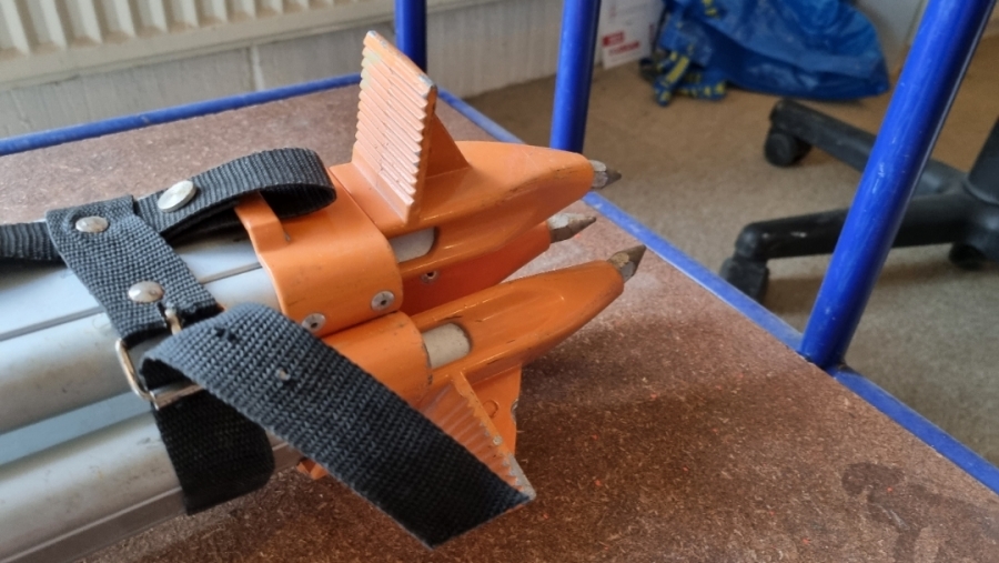 Klaravik Auktioner | Stativ