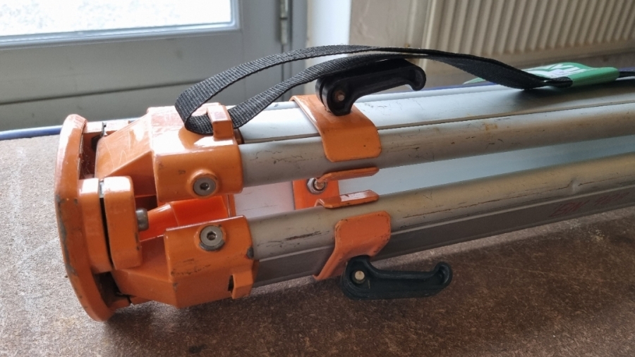 Klaravik Auktioner | Stativ