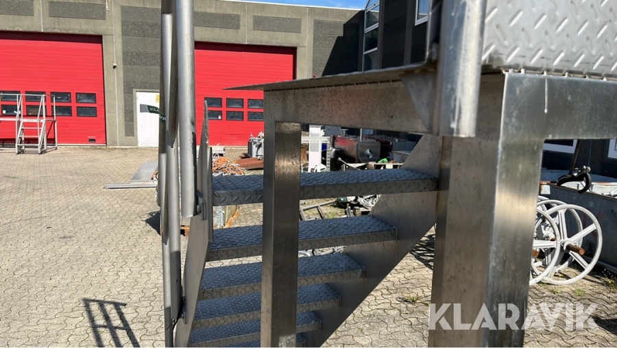 Rustfri Platform højde 168cm, Furesø, Klaravik auktioner