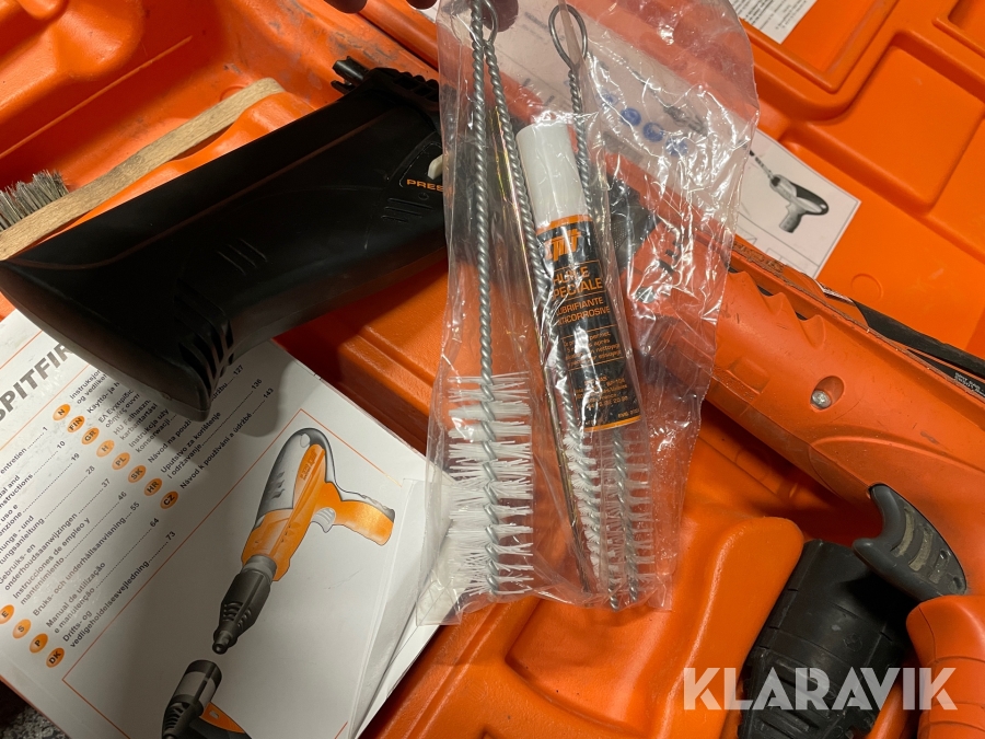 “Boltpistol" Spitfire P370, Odense, Klaravik auktioner