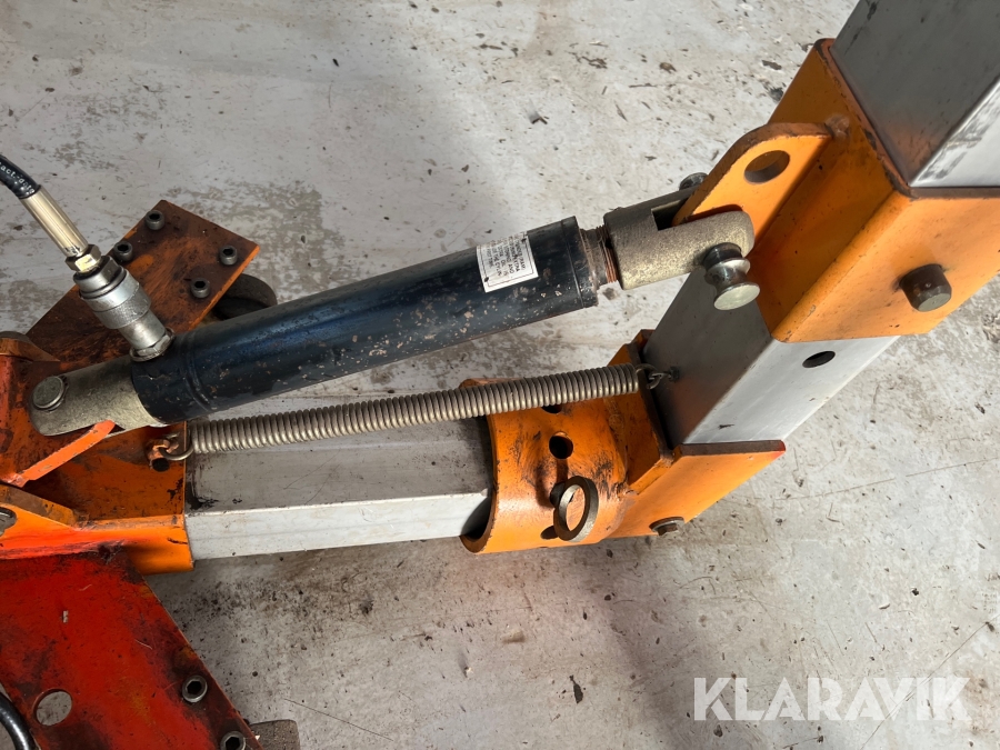 Opretterbænk med dozer Autorobot XLS, Morsø, Klaravik auktio