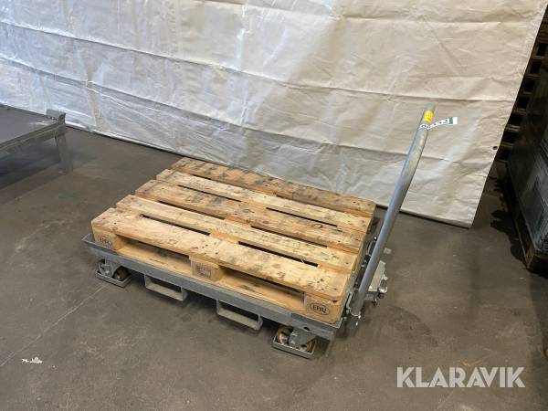 Auktion over brugte produkter til værksted og industri