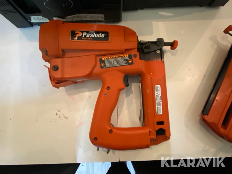 Clips pistoler Paslode 2 stk, Køge, Klaravik auktioner