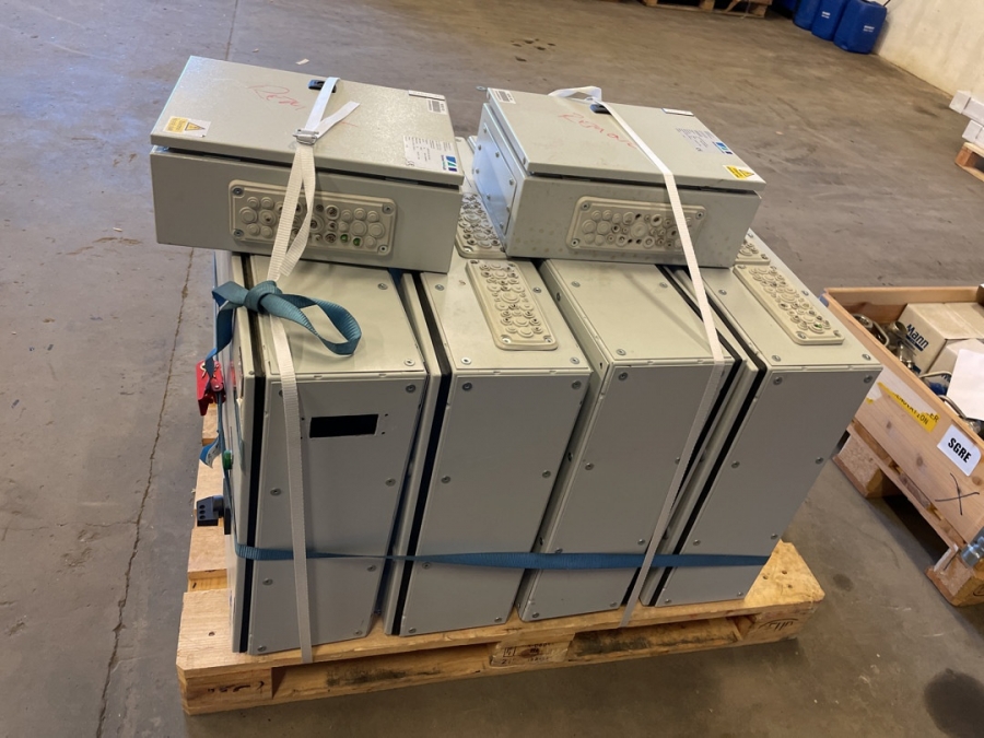 Klaravik Auktioner | Elskabe