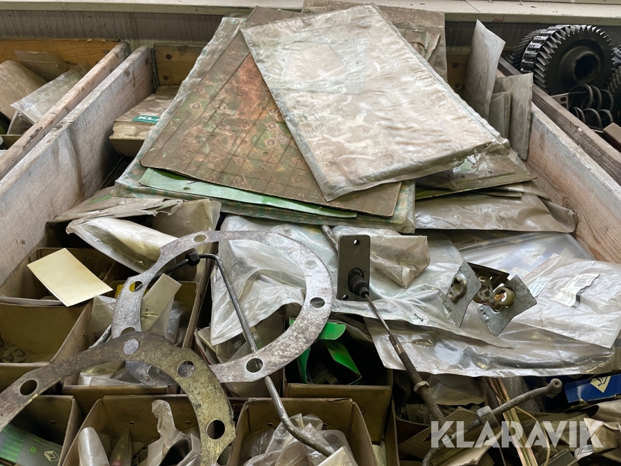 Traktor Reservedele Renault, Horsens, Klaravik auktioner