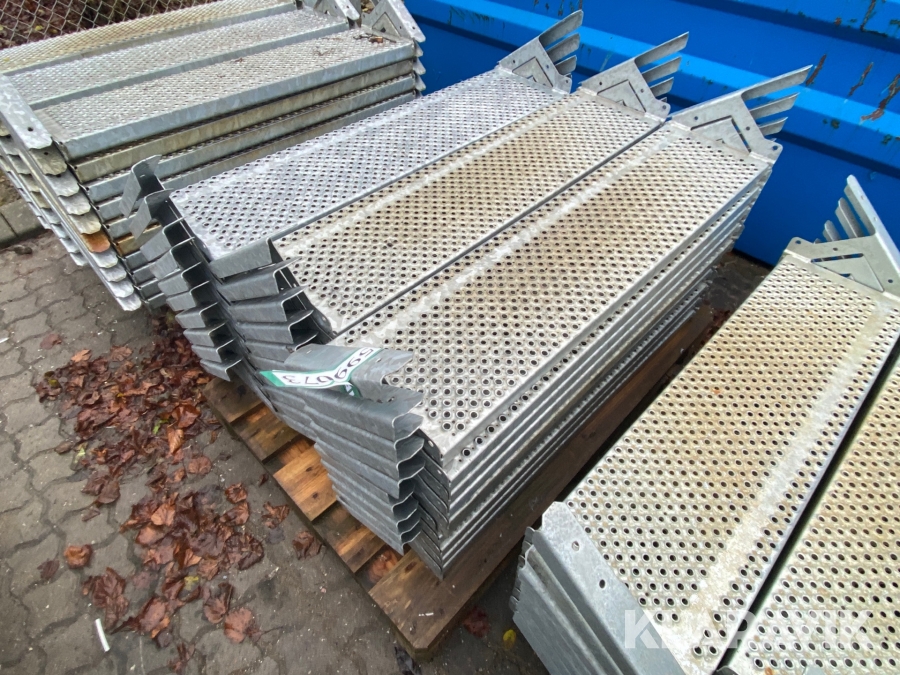 Trappetrin 100x25x4 cm, Ringsted, Klaravik auktioner