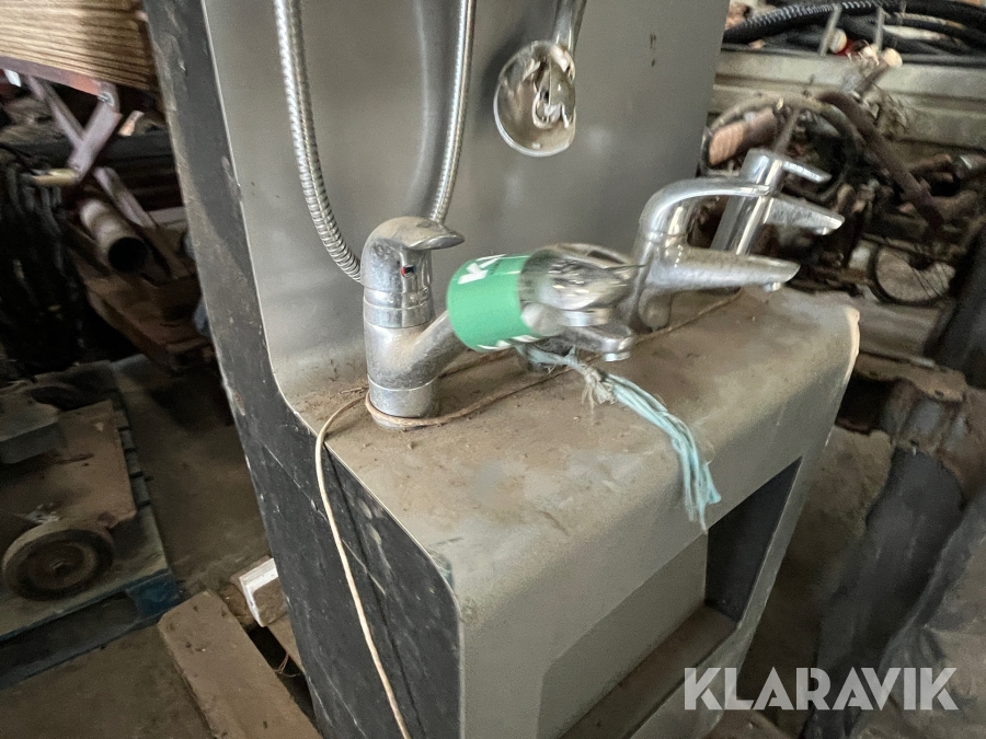 Udstilling med armaturer ORAS, Skive, Klaravik auktioner