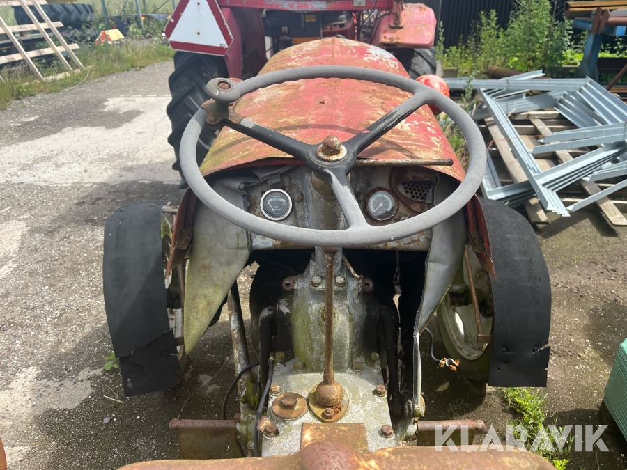 Traktor Ferguson Tea 20, Guldborgsund, Klaravik auktioner