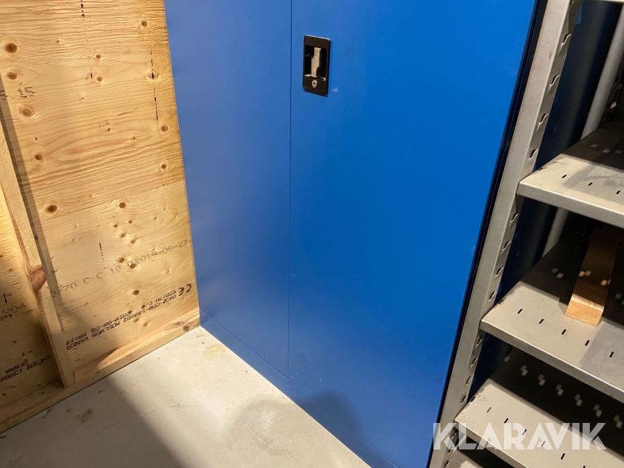 Værksteds skabe Wurth 4 stk, Fredericia, Klaravik auktioner