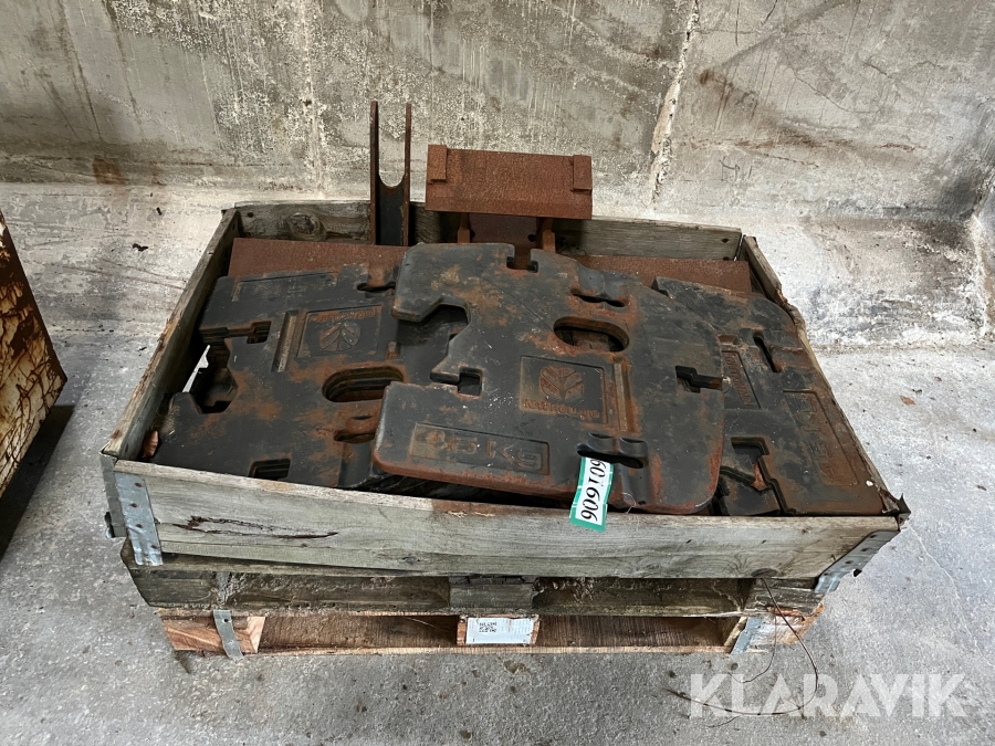 Vægte New Holland 45 kg, Rebild, Klaravik auktioner