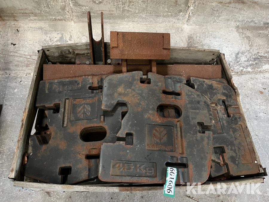 Vægte New Holland 45 kg, Rebild, Klaravik auktioner