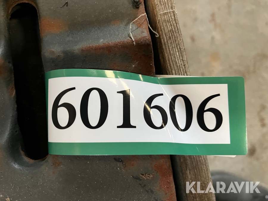 Vægte New Holland 45 kg, Rebild, Klaravik auktioner