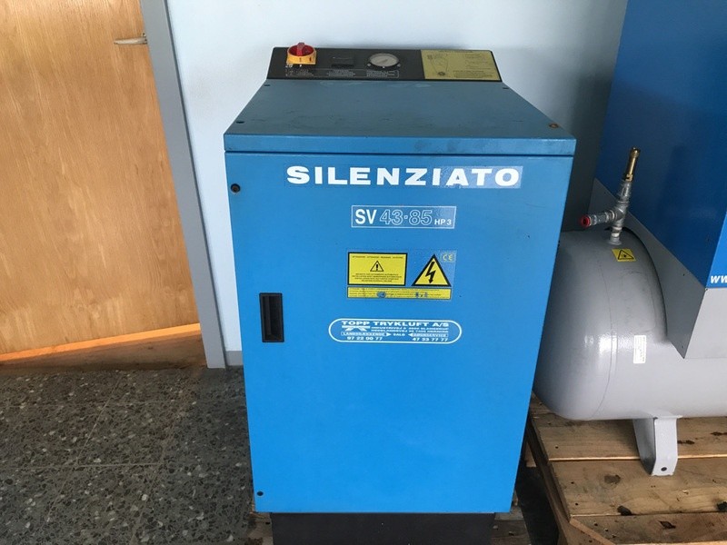 Klaravik Auktioner | Kompressor stempel