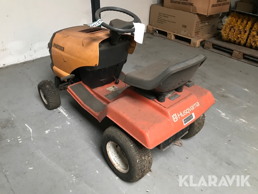 Havetraktor Husqvarna Partner LT 100, Holbæk, Klaravik aukti