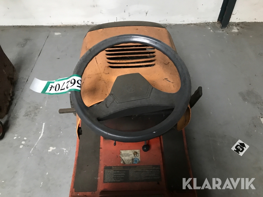 Havetraktor Husqvarna Partner LT 100, Holbæk, Klaravik aukti