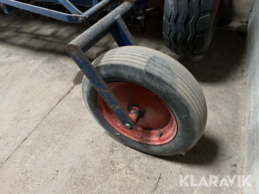 Såmaskine Nordsten 6m Lift-O Matic, Kolding, Klaravik auktio