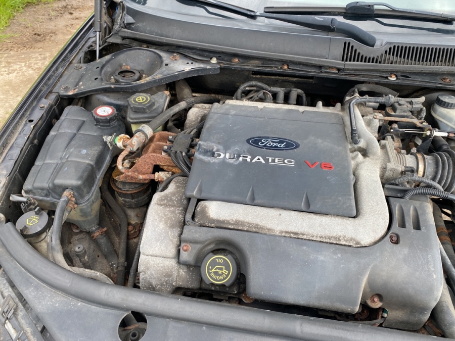 Klaravik Auktioner | Person bil