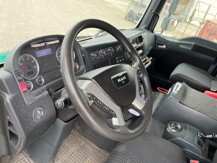 Forvogn med kølekasse