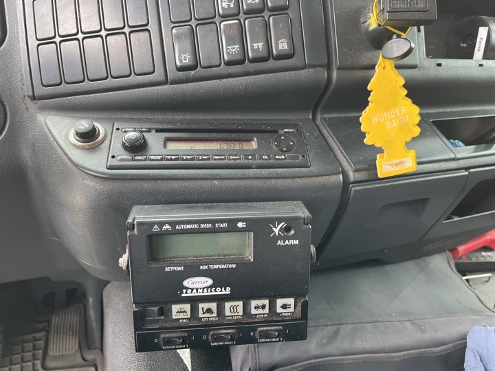 Forvogn med kølekasse