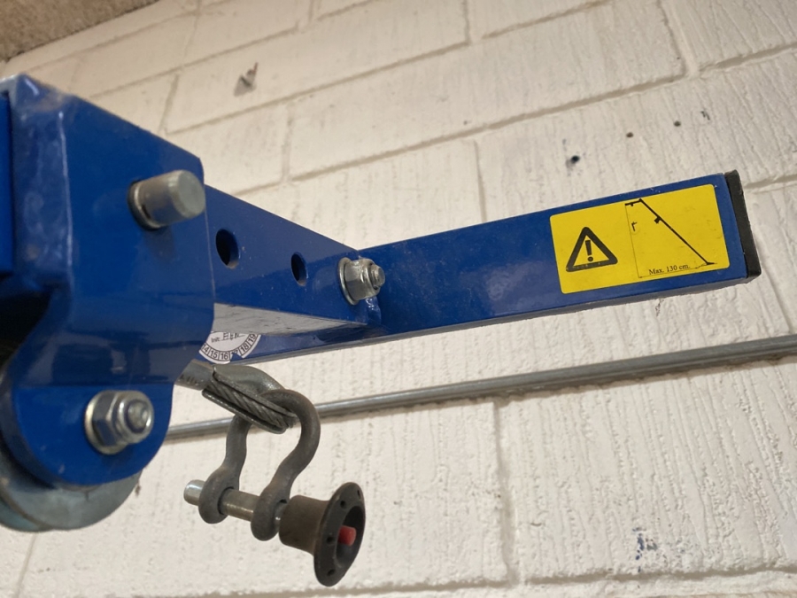 Klaravik Auktioner | Vindusløfter