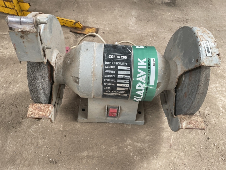 Klaravik Auktioner | Slibemaskine