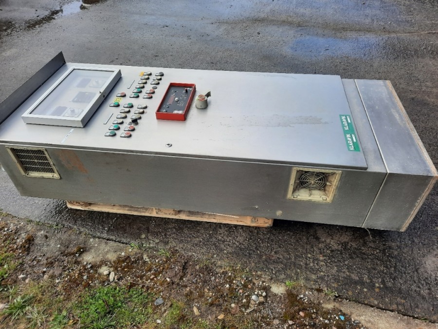 Klaravik Auktioner | Rustfristål elskab