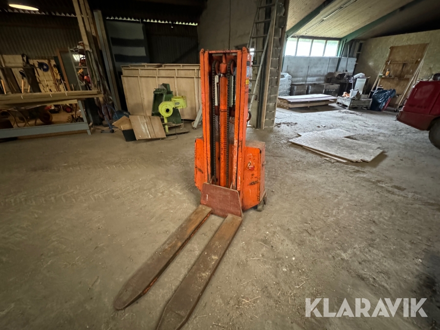 Pallestabler Robur B96, Lejre, Klaravik auktioner