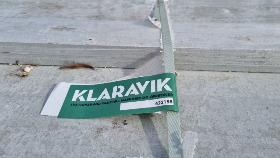 Klaravik Auktioner | Cembrit plader