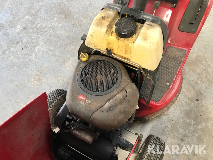 Havetraktor Toro 13.32xL, Holbæk, Klaravik auktioner