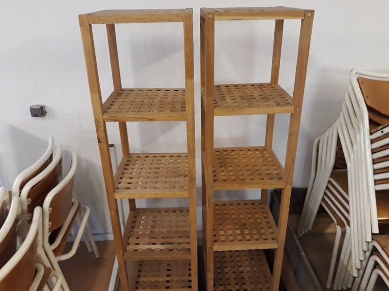 Klaravik Auktioner | Stole og reoler