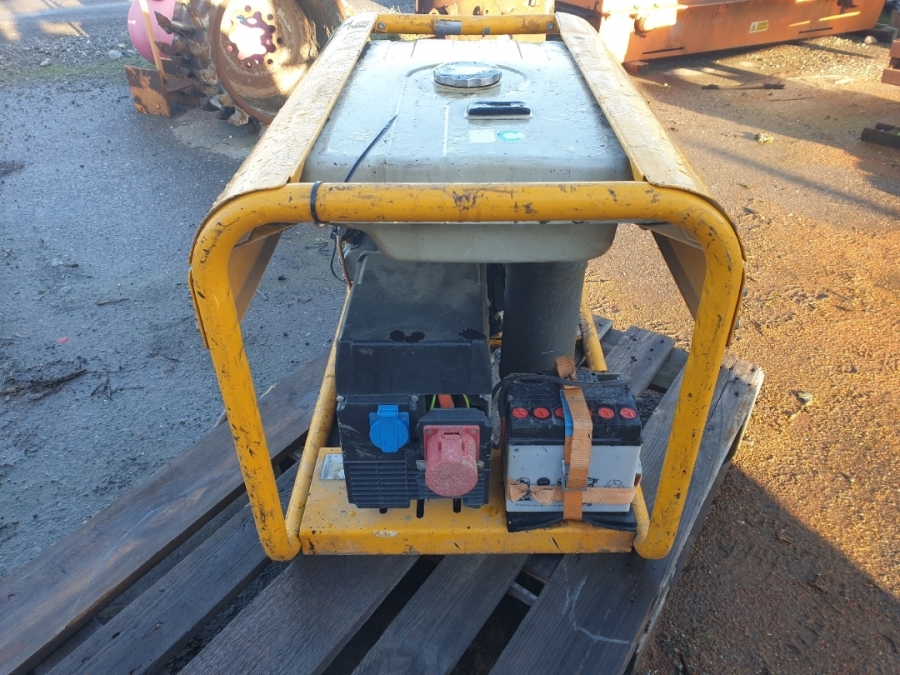 Klaravik Auktioner | Generator