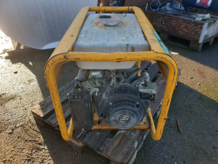 Klaravik Auktioner | Generator