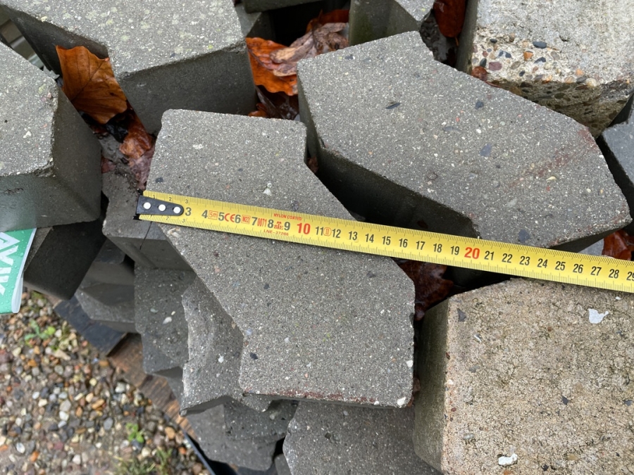 Klaravik Auktioner | S-sten