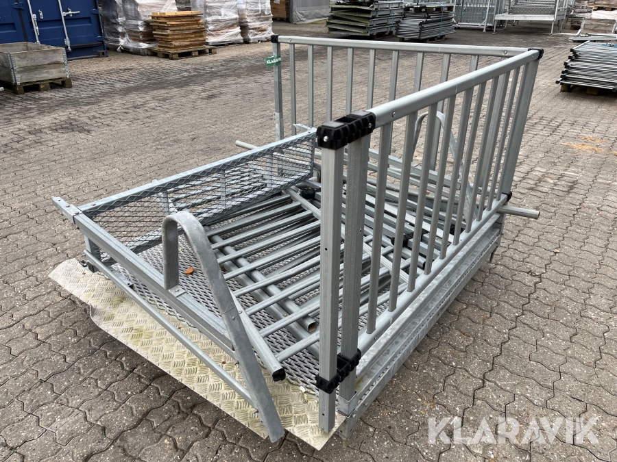 Platform og trappe Trident , Greve, Klaravik auktioner