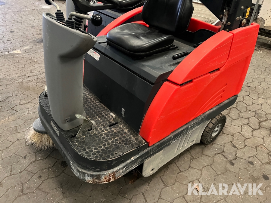 2 fejemaskiner Hako Sweepmaster B980 RH, Aarhus, Klaravik au