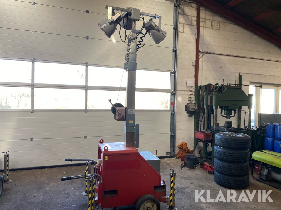 Lysmast 9 meter Tower Light 3 x 150 w, Aabenraa, Klaravik au