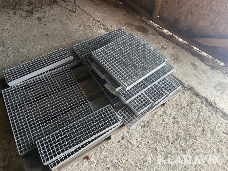 Riste, Horsens, Klaravik auktioner