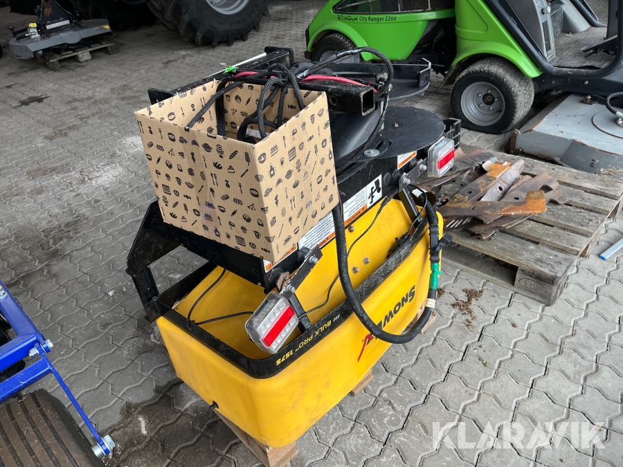 Saltspreder SnowEx Bulk pro 1575, Vejle, Klaravik auktioner