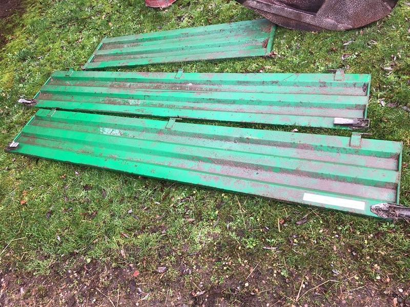 Klaravik Auktioner | Sider til TIM-vogn