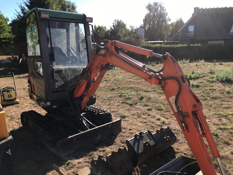 Hitachi ZX 18 minigraver
