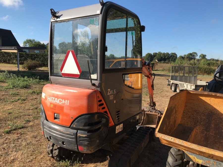 Hitachi ZX 18 minigraver