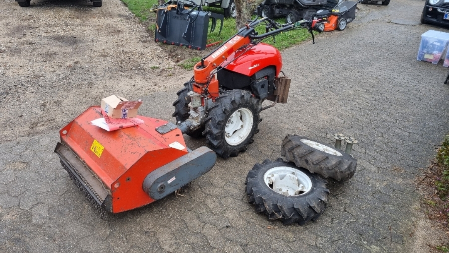 Klaravik | Auktioner for maskiner, værktøj og køretøjer