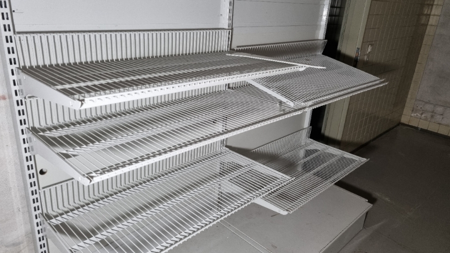 Klaravik Auktioner | Butiks inventar