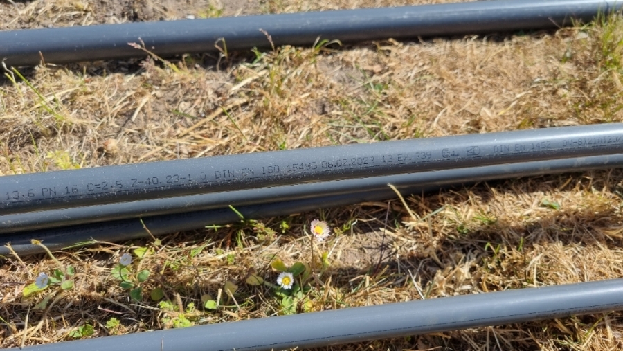 Klaravik Auktioner | Dekadur rør system